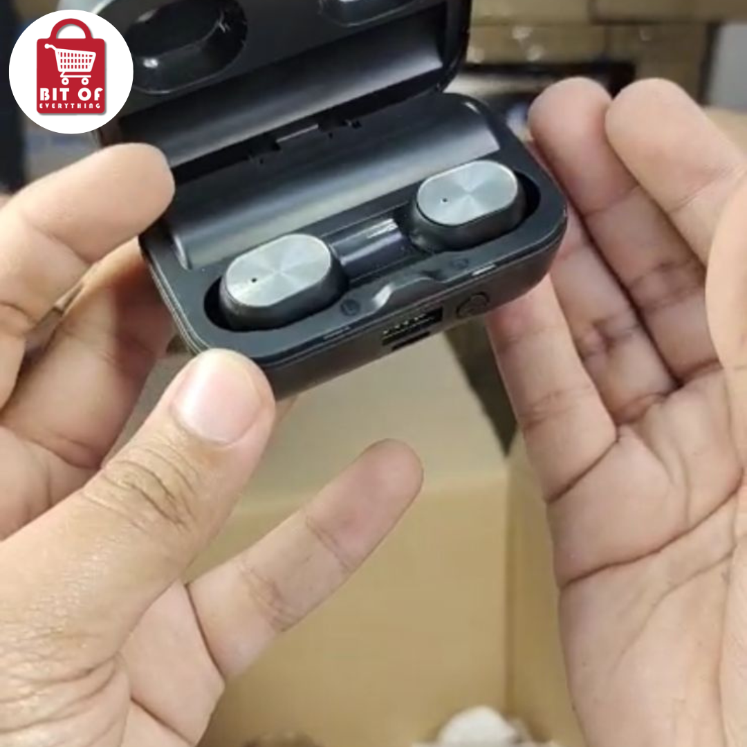 EARBUDS WITH POWER BANK – BIT OF EVERYTHING