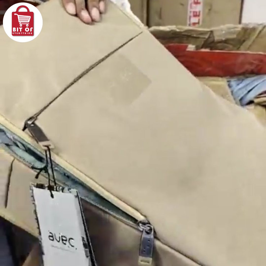 LAPTOP BAG – BIT OF EVERYTHING